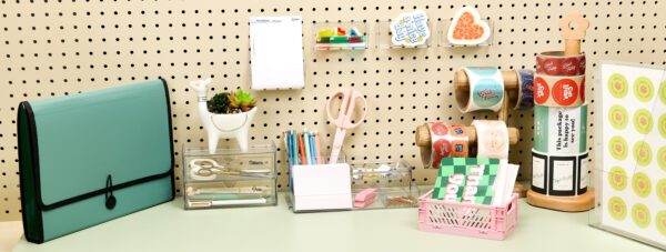 The Ultimate Guide for How to Organize Your Desk | Avery.com