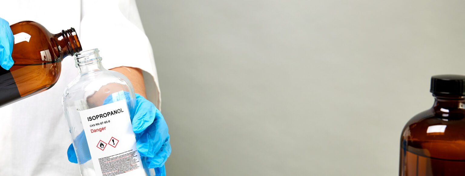 Label it Right: 4 Quick Tips for Safer Secondary Containers | Avery