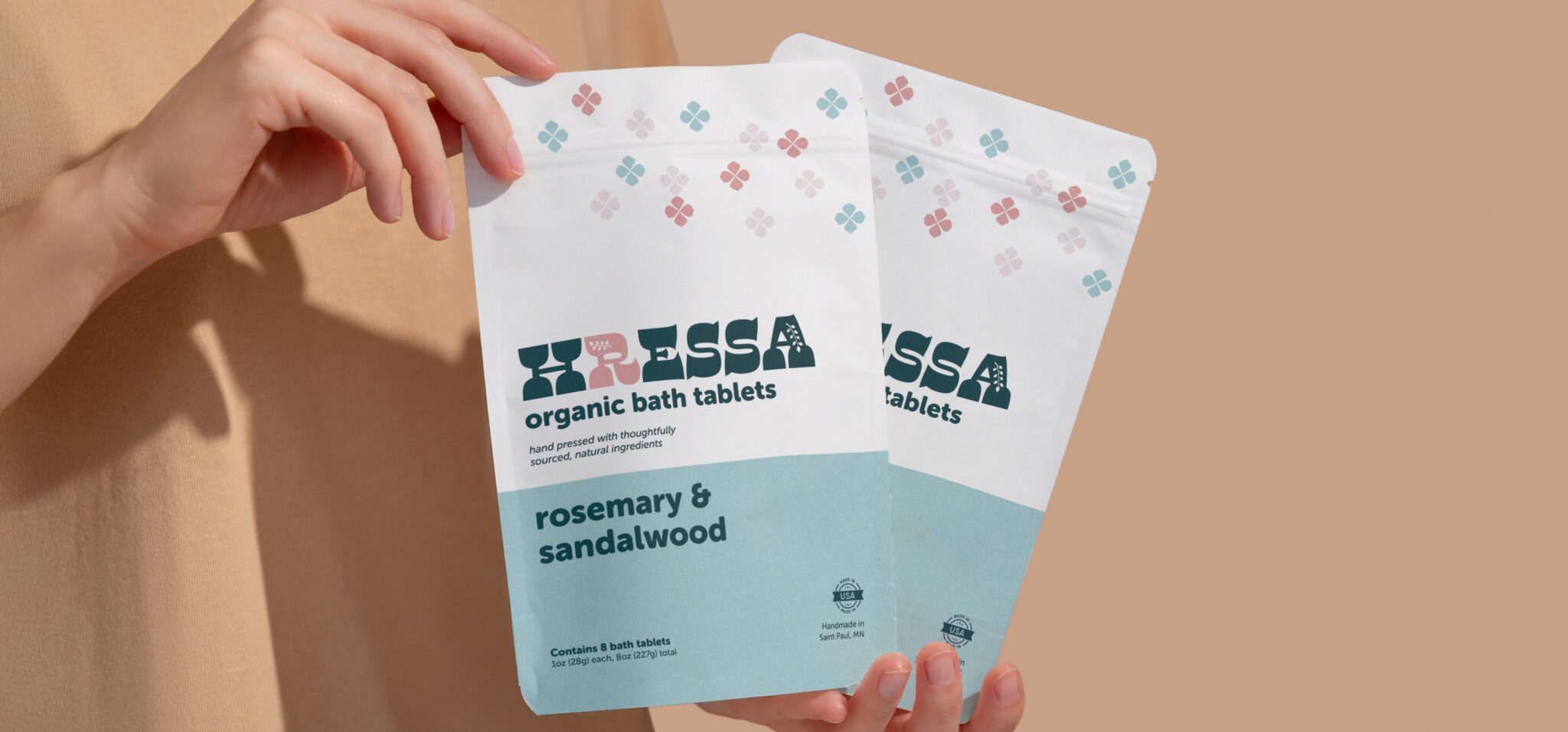 Custom Pouches for Ecommerce: Why Online Brands Love Them - Avery Blog